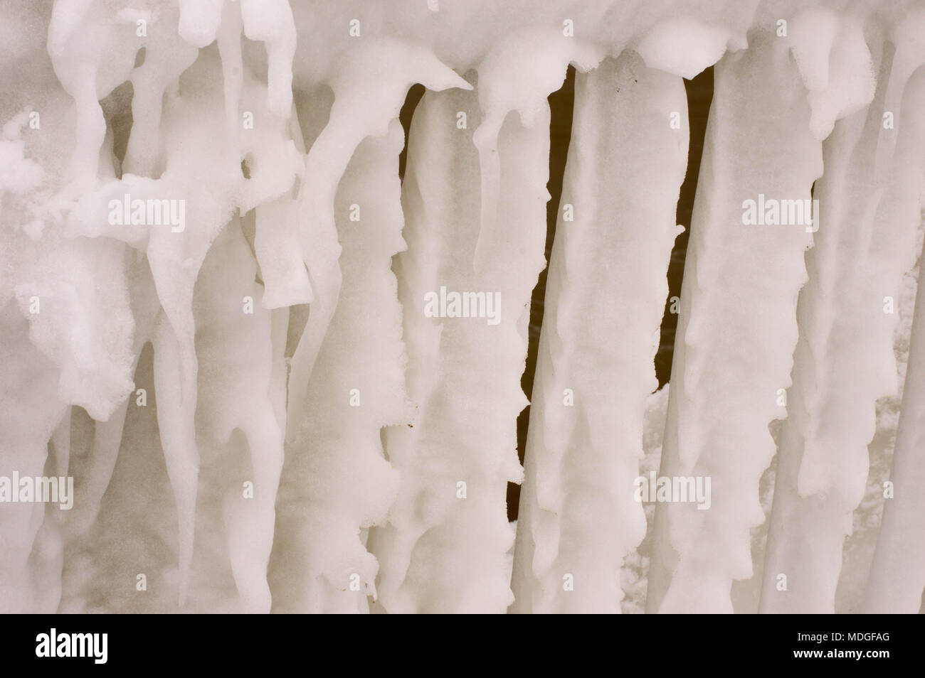 Encased structure hi-res stock photography and images - Alamy