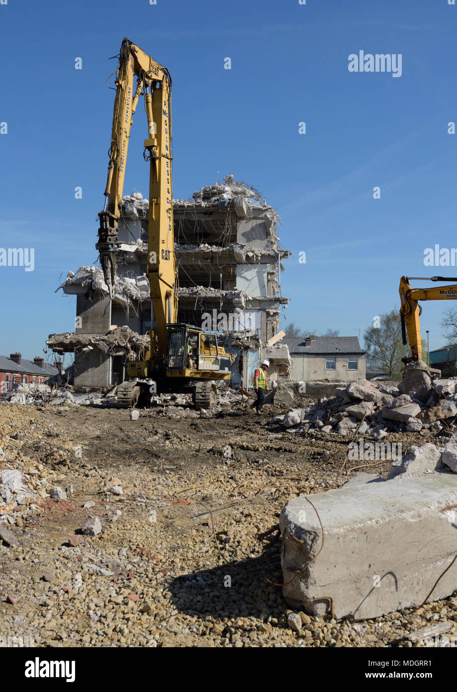 High reach demolition excavator hi-res stock photography and images - Alamy