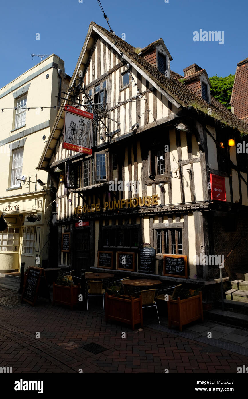 Pumphouse inn hi-res stock photography and images - Alamy