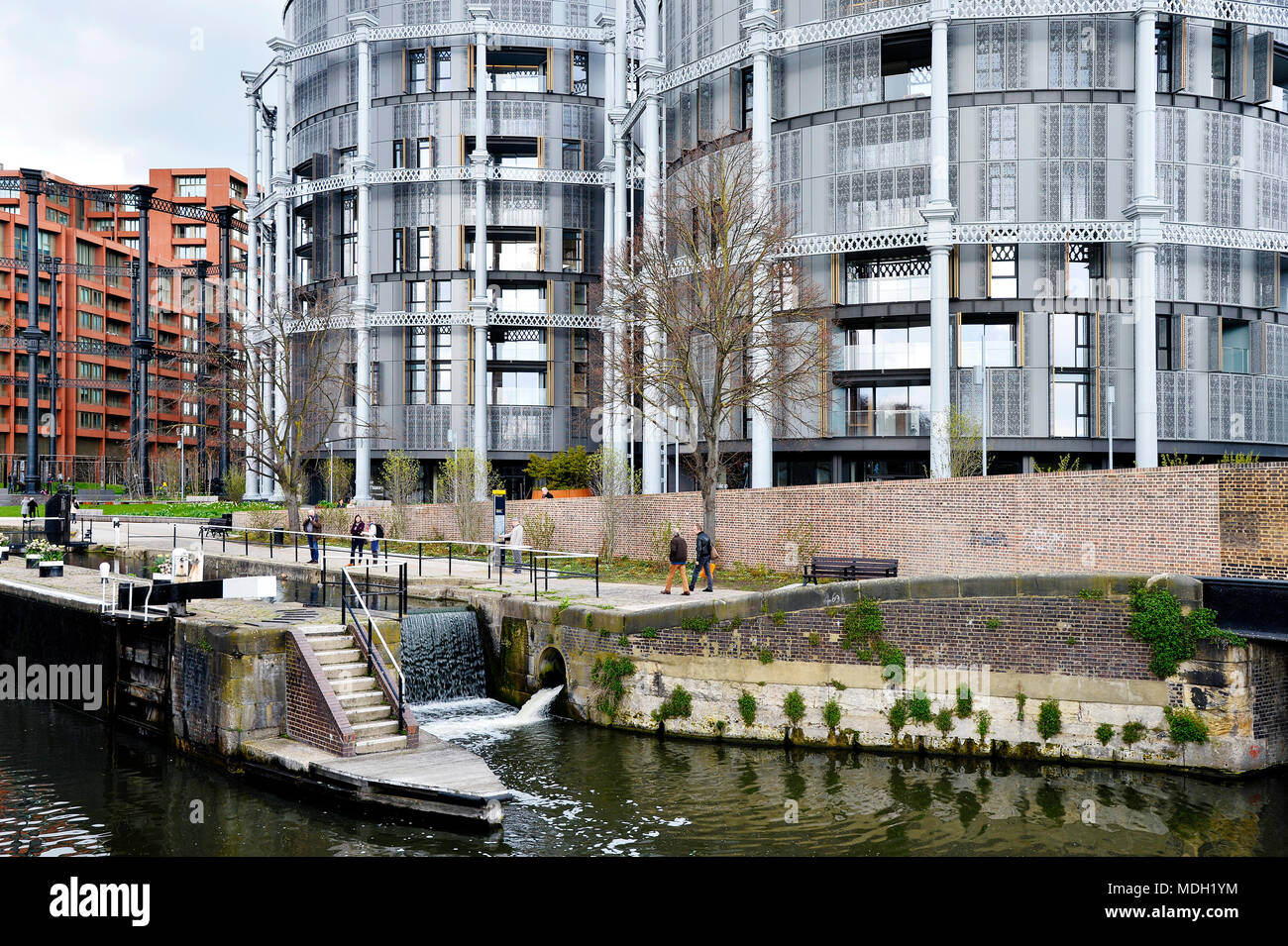 Granary Square - London - England Stock Photo - Alamy