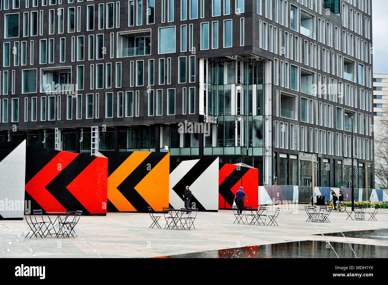 Granary square kings cross station hi-res stock photography and images ...