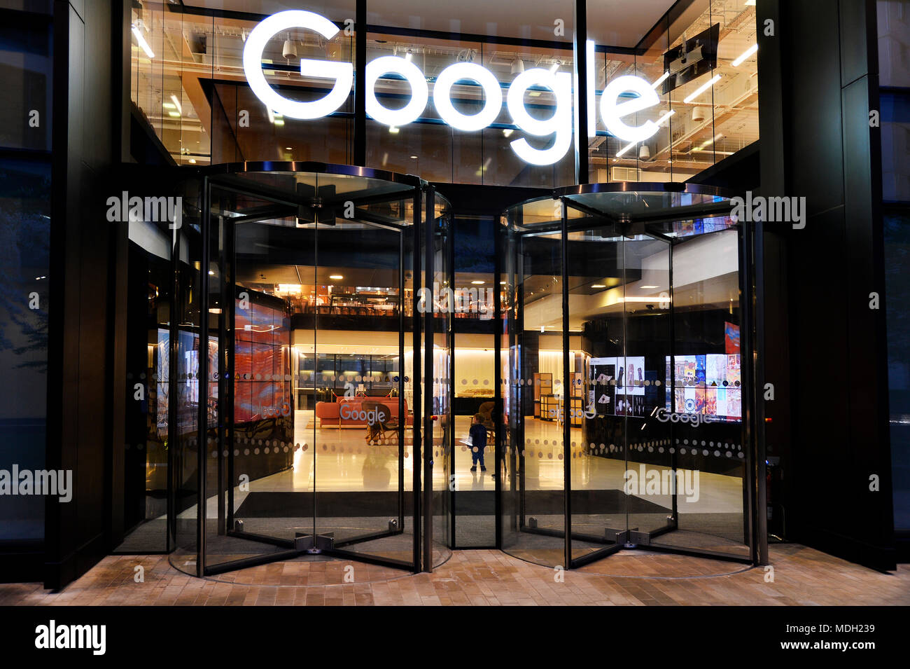 Burger king in london hi-res stock photography and images - Alamy