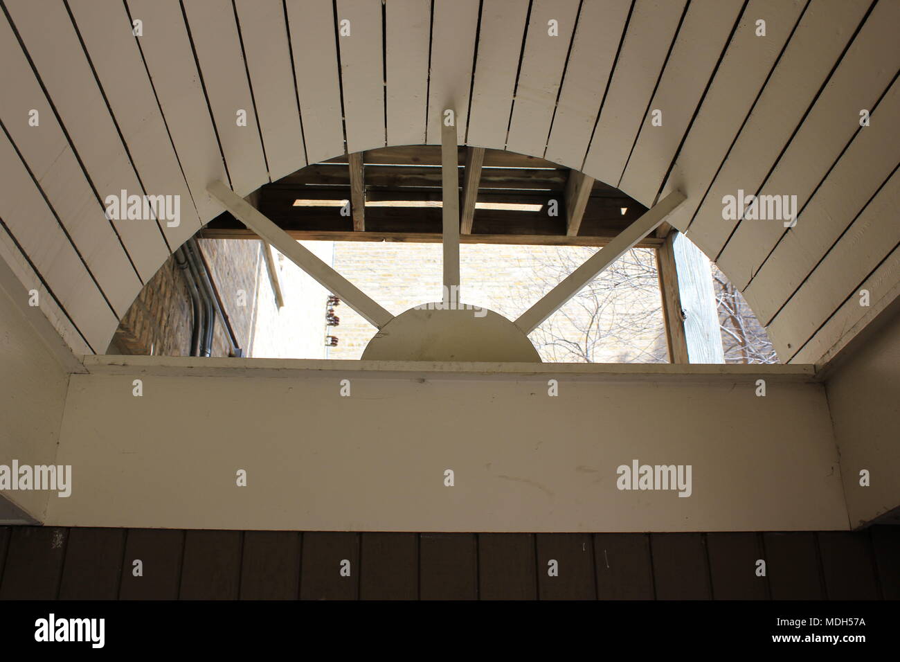 Sunburst motif hi-res stock photography and images - Alamy