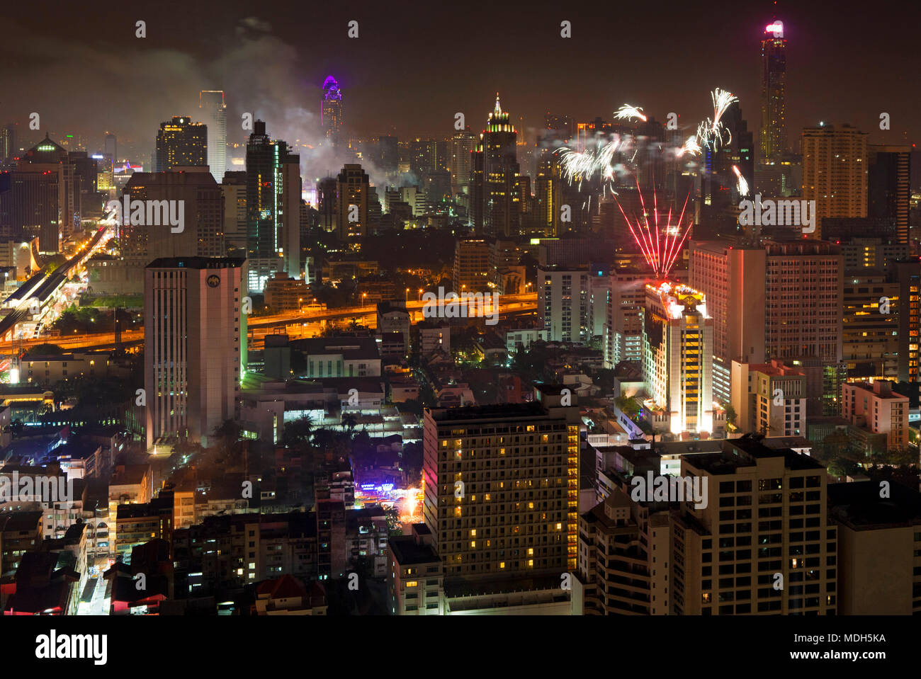 New years eve construction hi-res stock photography and images - Alamy