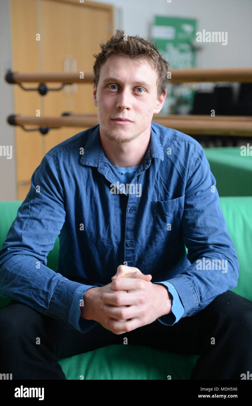 George mackay actor hi-res stock photography and images - Alamy