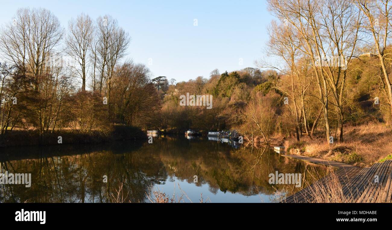 River Avon On A Winters Morning Stock Photo Alamy River Avon On A Winters Morning Stock Photo Alamy