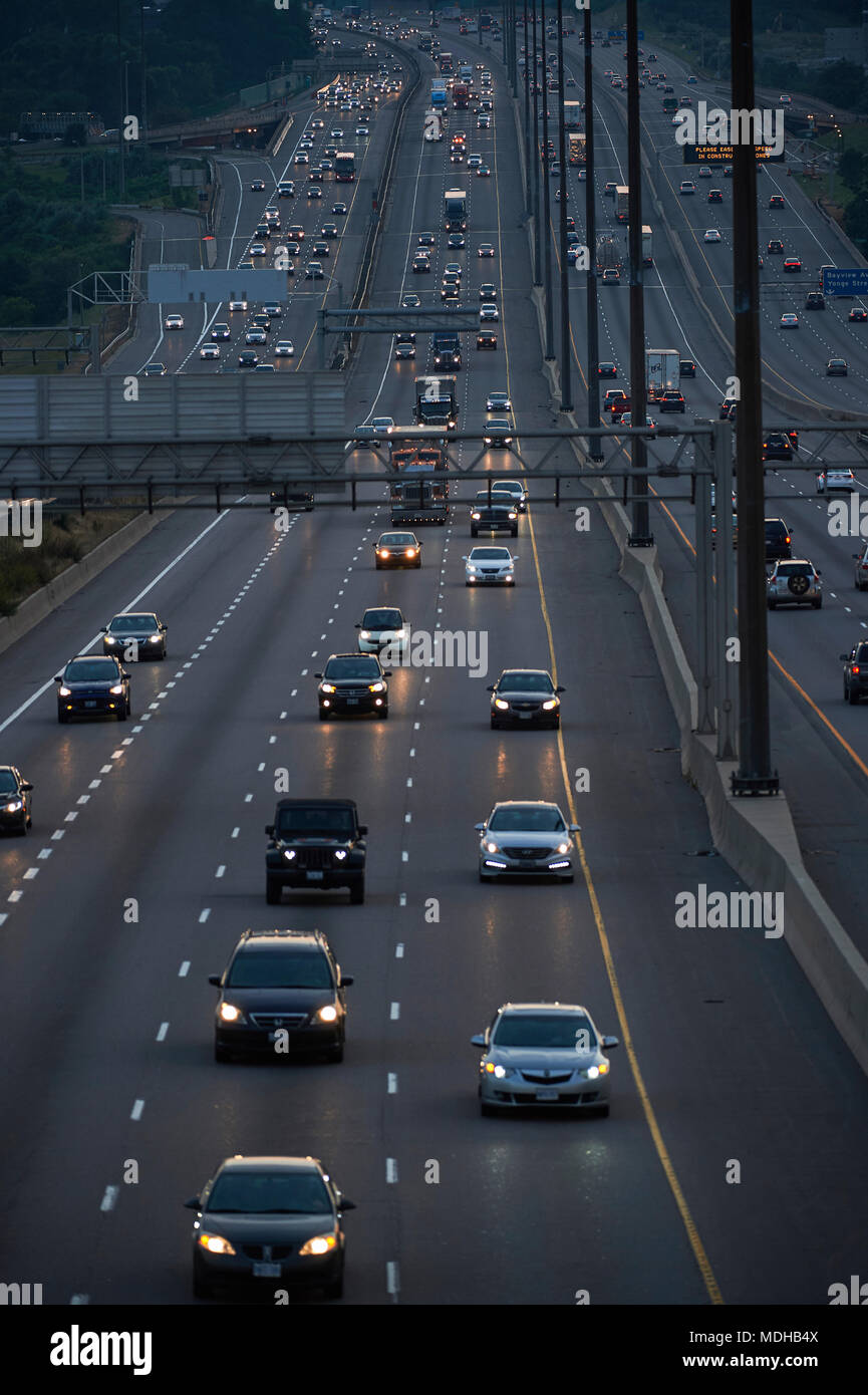 Highway 401 hi-res stock photography and images - Alamy