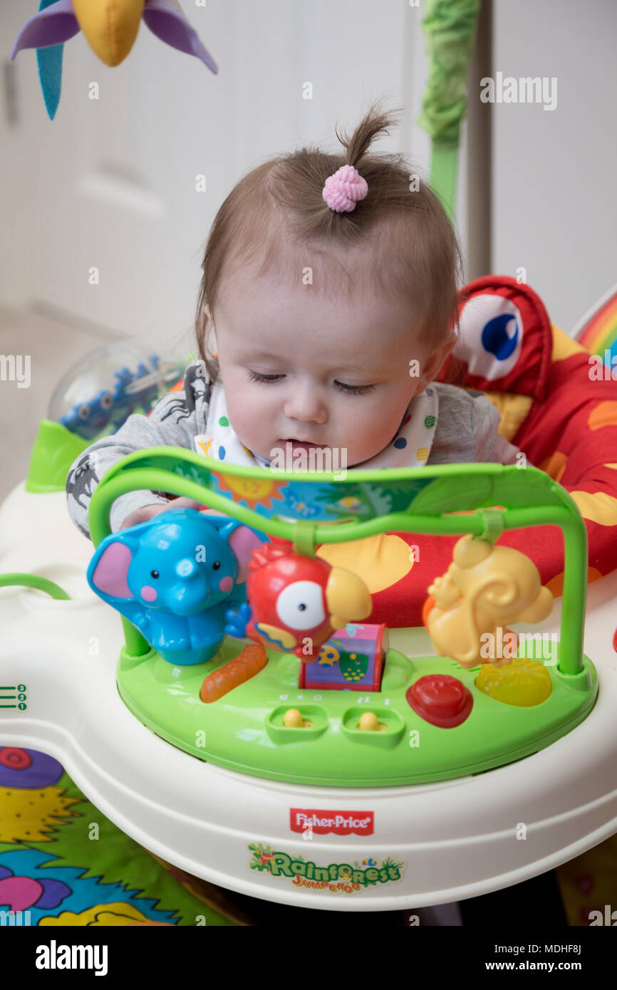 Baby jumping learning hi-res stock photography and images - Alamy