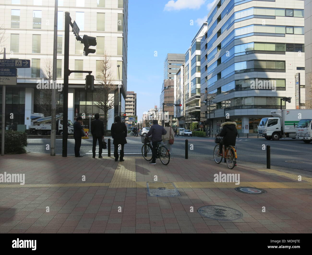 Street corner in Tokyo Stock Photo - Alamy