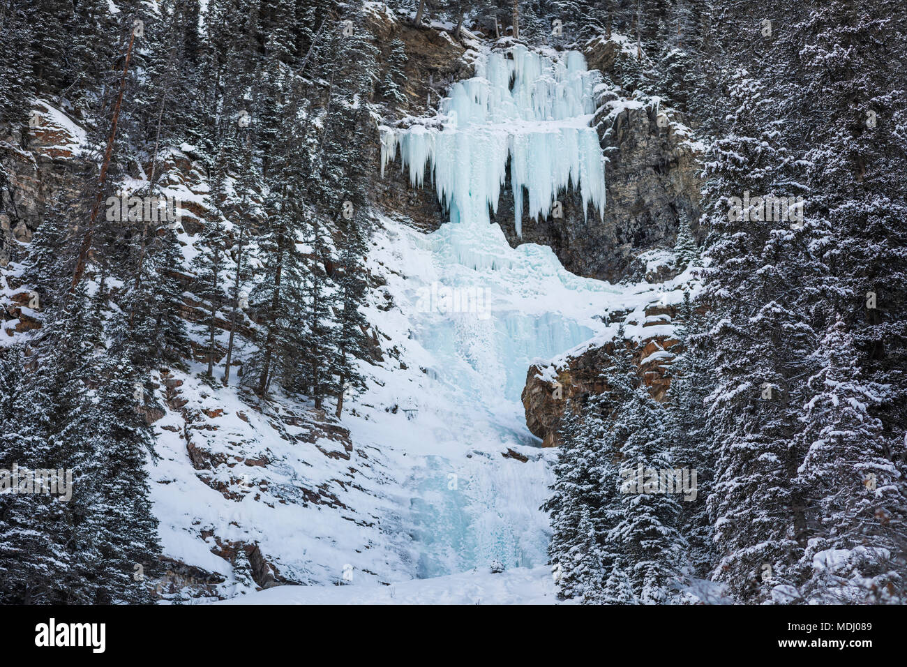 Canada banff ice climbing hi-res stock photography and images - Alamy
