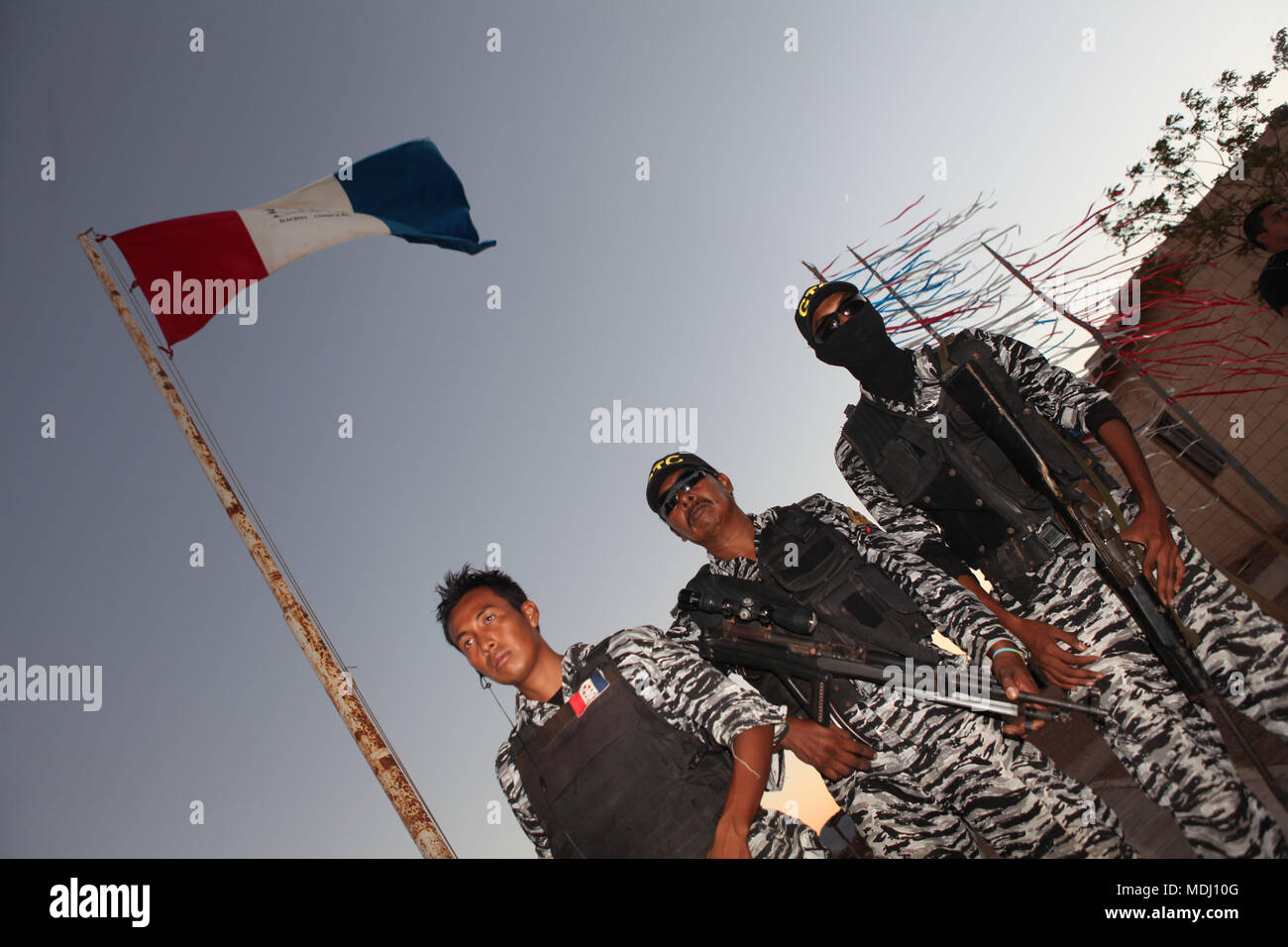 Comcaac Traditional Guard, dedicated to the community defense of its ...