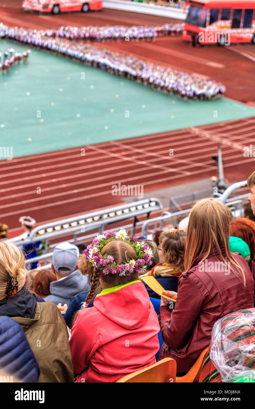 Audience dancing outdoor concert performance hi-res stock photography ...