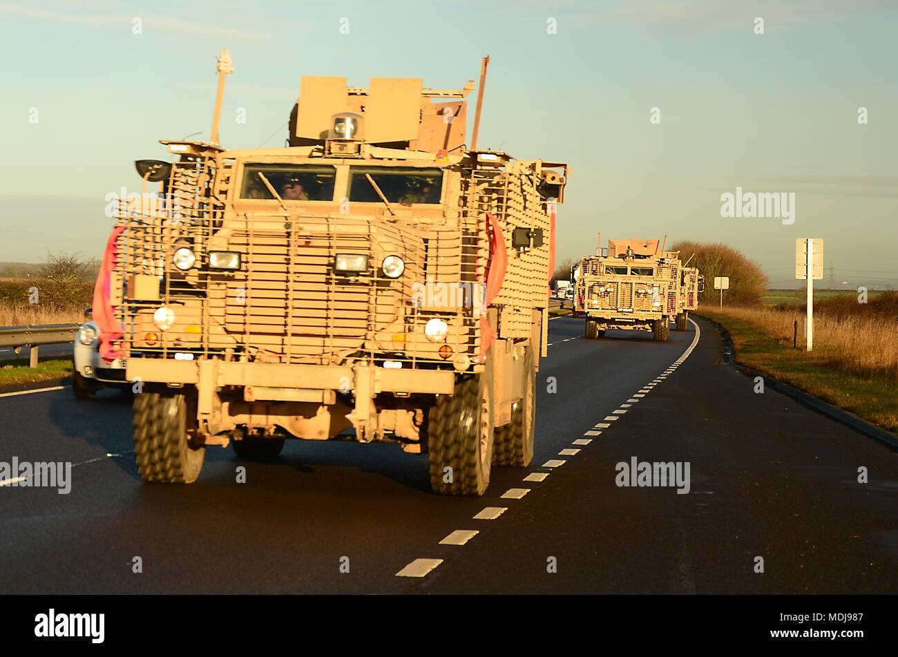 Army truck convoy desert hi-res stock photography and images - Alamy