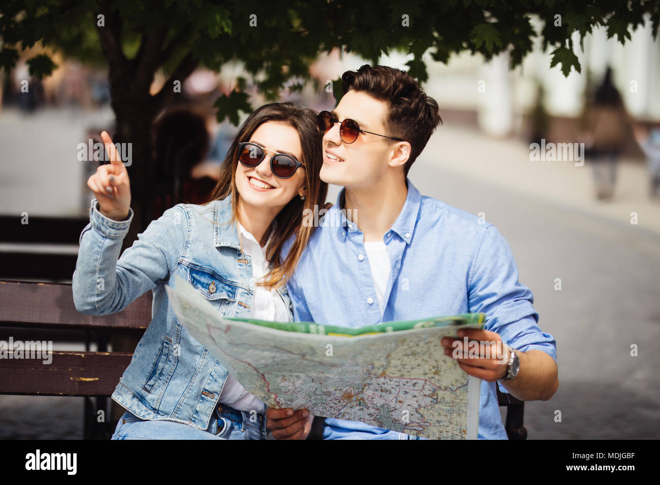 Go sightseeing hi-res stock photography and images - Alamy