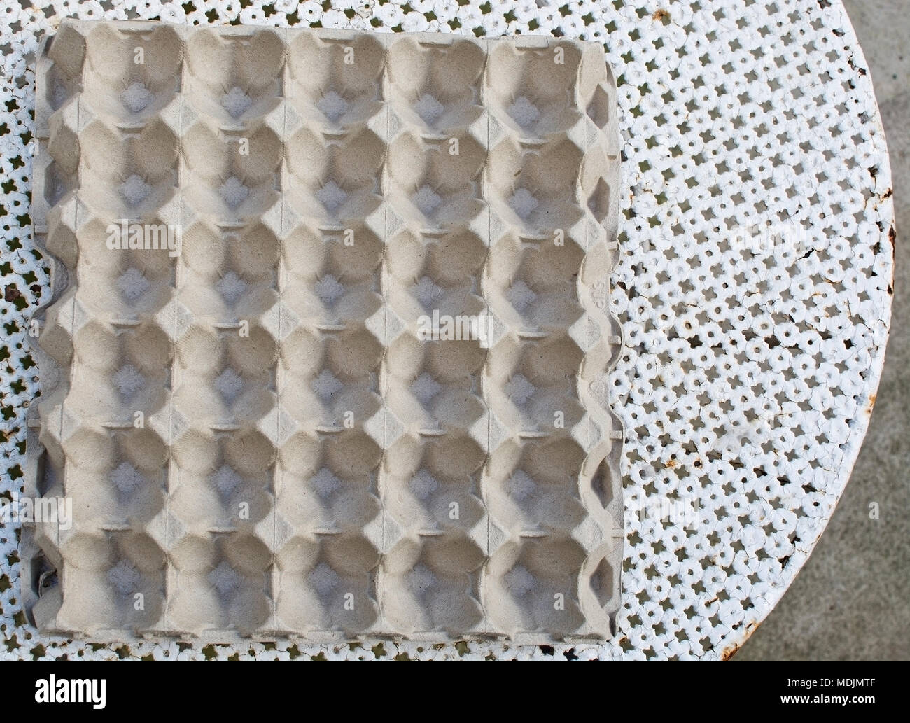 Empty container containers hi-res stock photography and images - Alamy