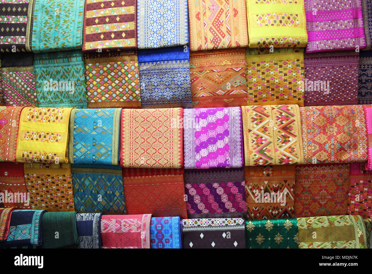 Sinh weaving hi-res stock photography and images - Alamy