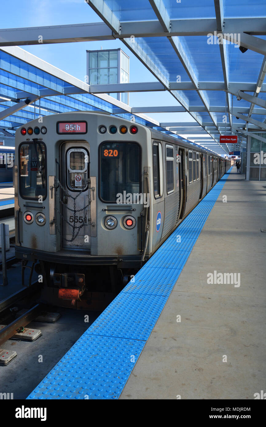 An inbound red line train at the newly reconstructed Wilson Avenue ...
