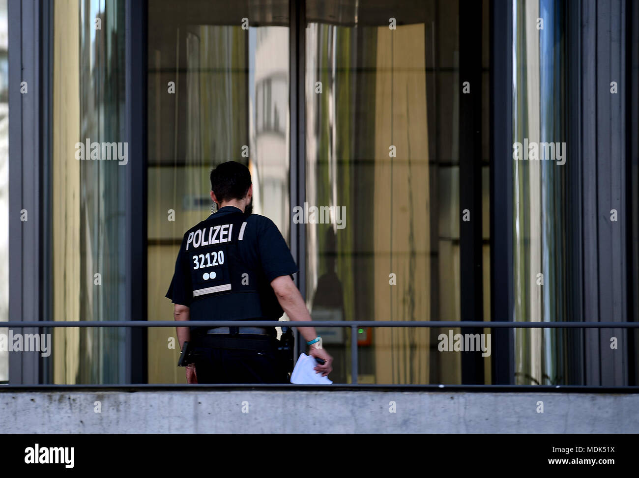 Headquarters wwii ww2 hi-res stock photography and images - Alamy