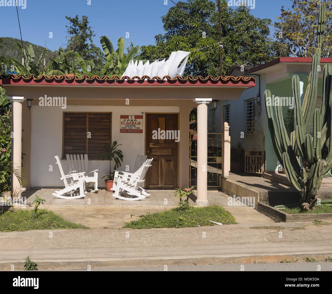 Vinales, Cuba. 20th Nov, 2017. The small town of Vinales in the scenic ...