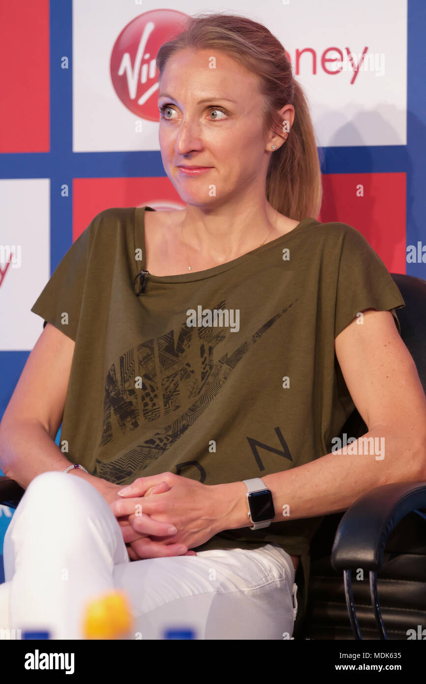 London Marathon 2002 High Resolution Stock Photography and Images - Alamy