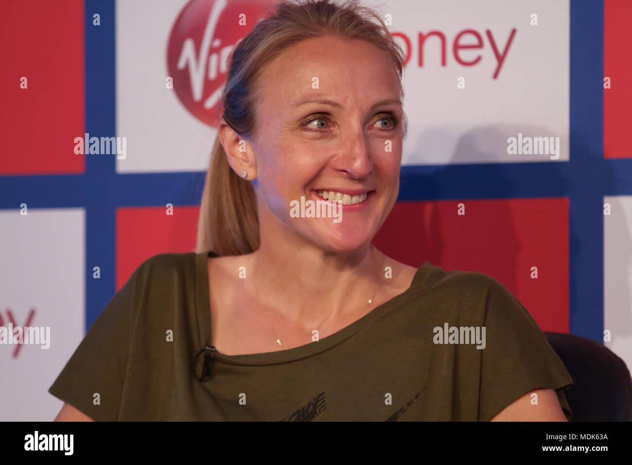 London 20th november 2002 hi-res stock photography and images - Alamy