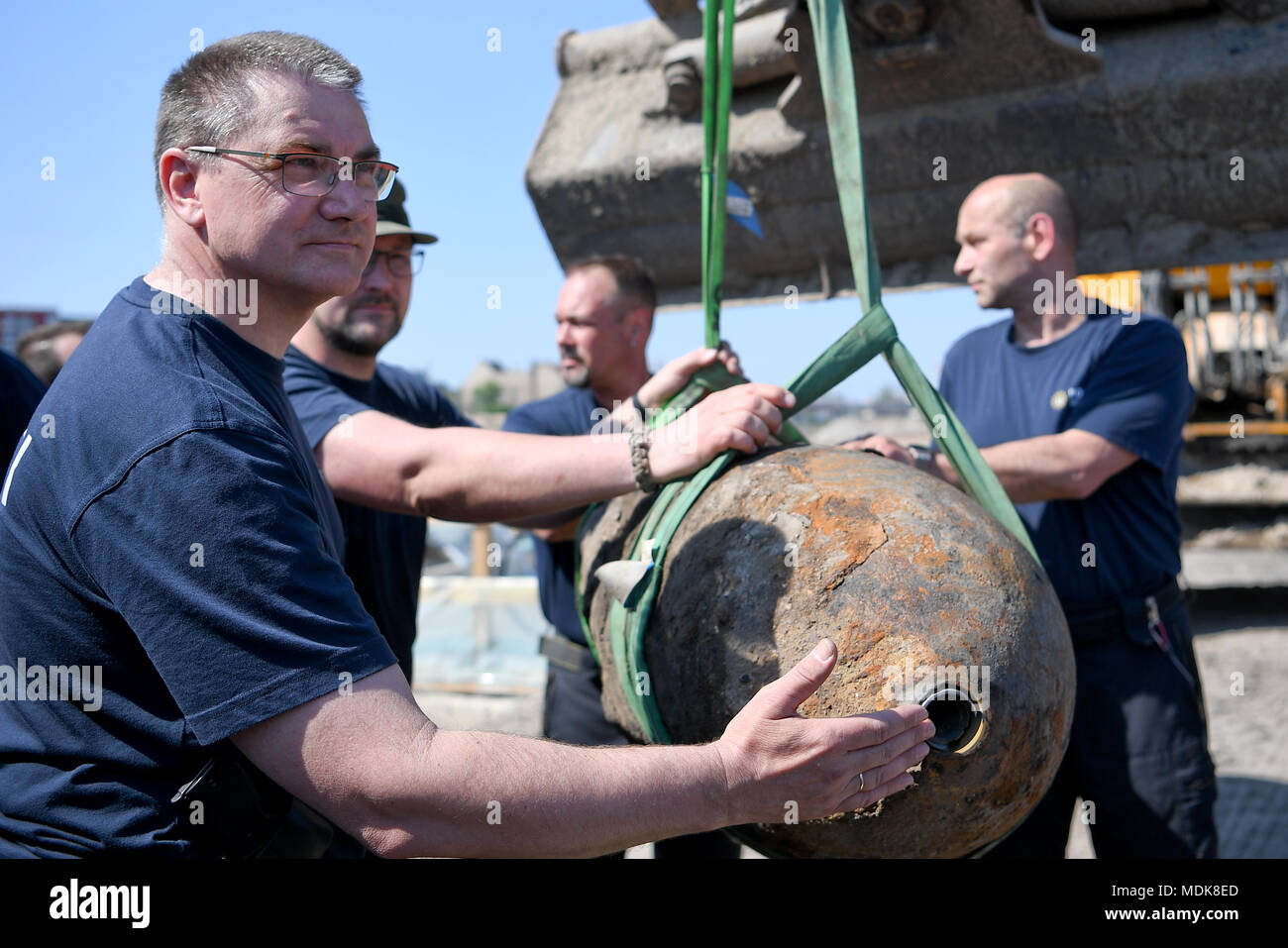 Ww2 bomb disposal hi-res stock photography and images - Alamy