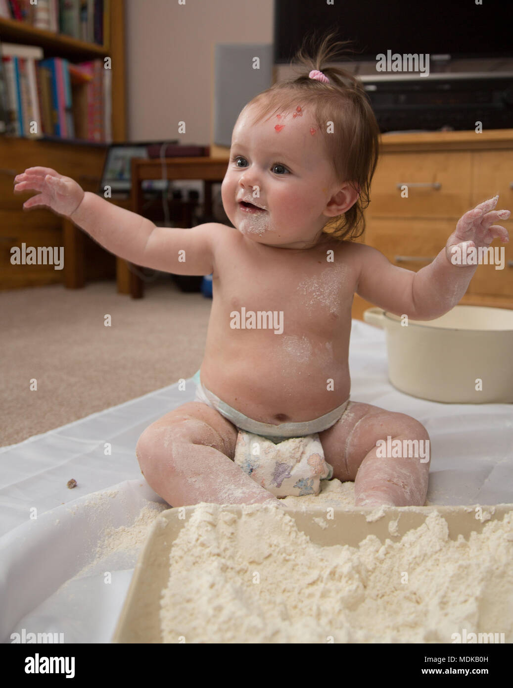 Sensory play ideas hi-res stock photography and images - Alamy
