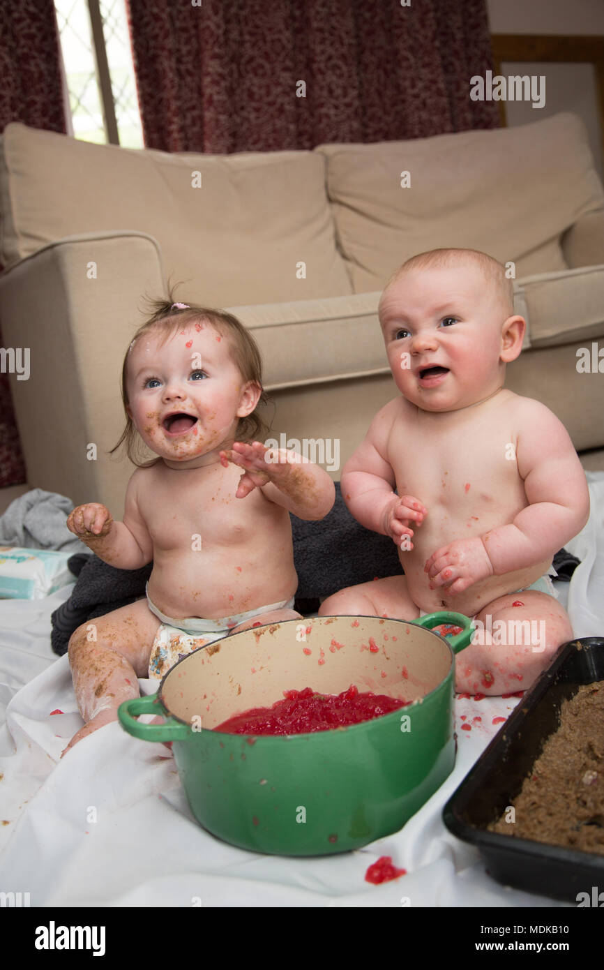 Messy play hi-res stock photography and images - Alamy