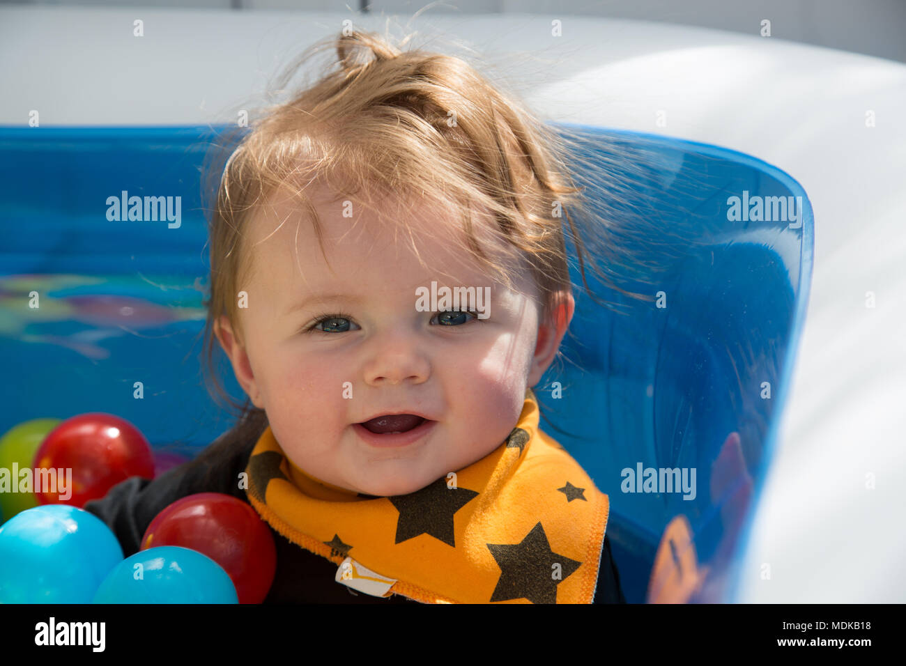 Child crying ball hi-res stock photography and images - Alamy