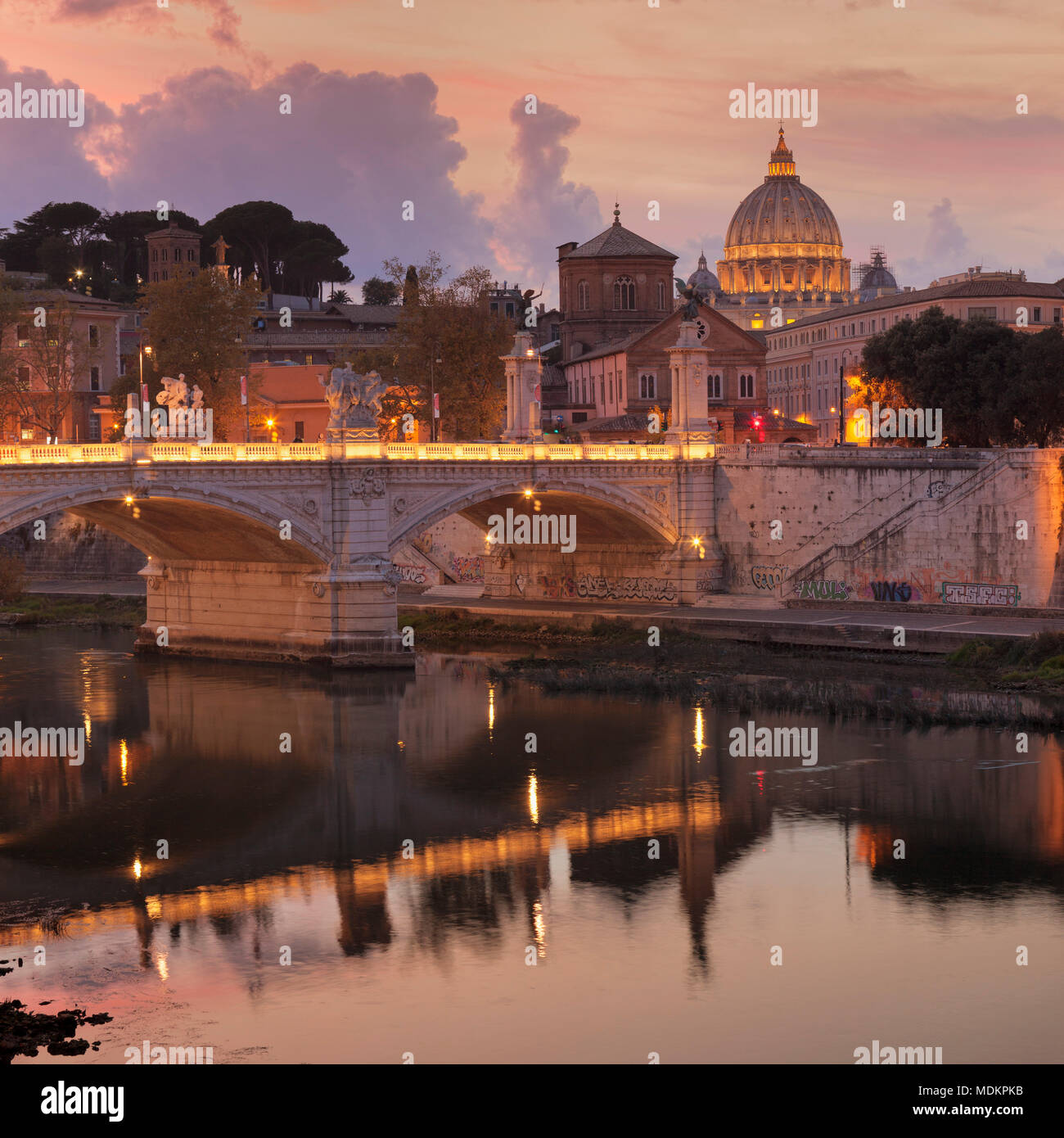 Rome view sunset hi-res stock photography and images - Alamy