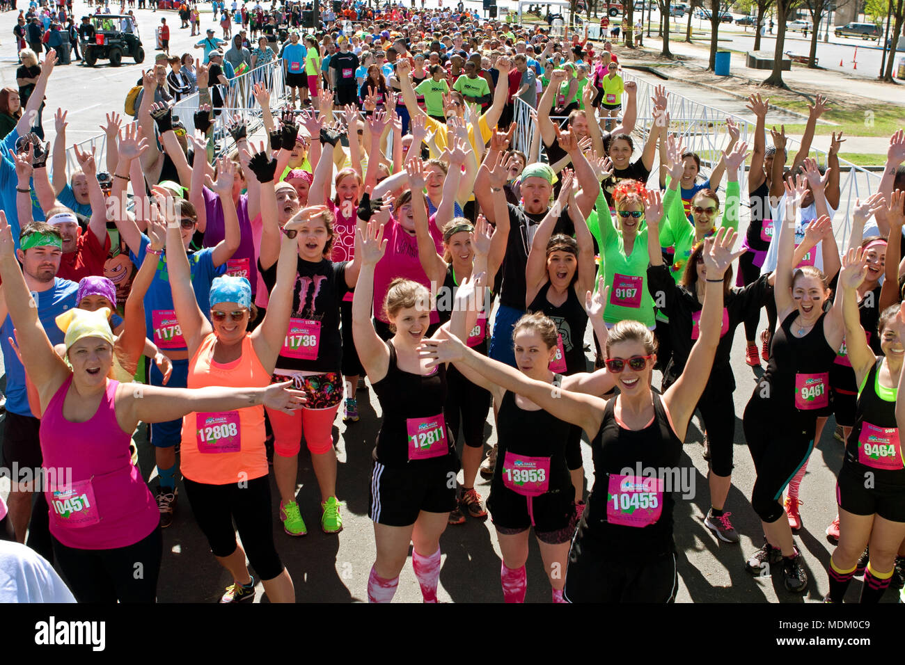 Cheering on obstacle course women hi-res stock photography and images ...