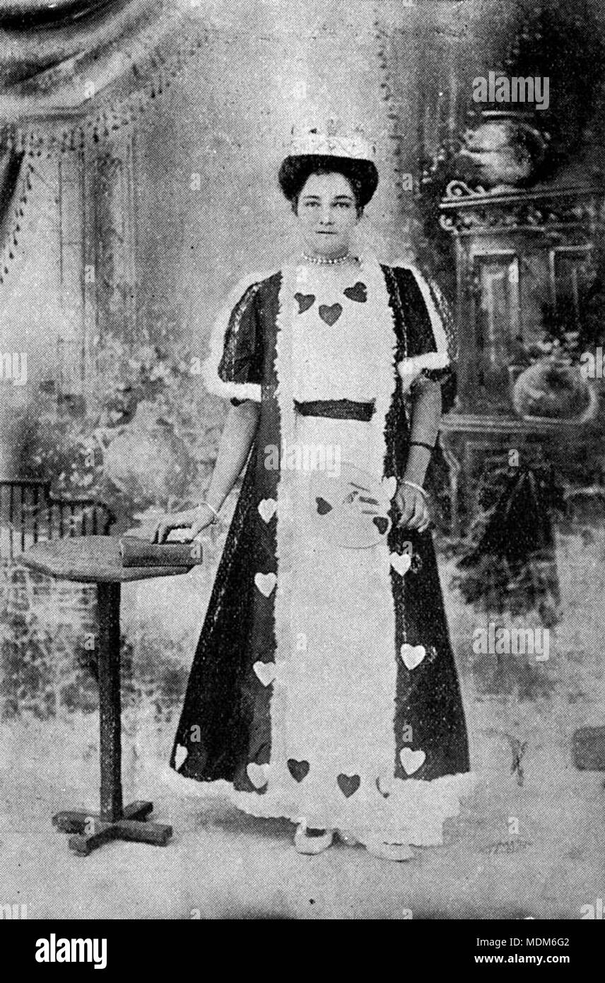 Nelly McMahon, Queen of Hearts, Richmond, 1907 Stock Photo - Alamy