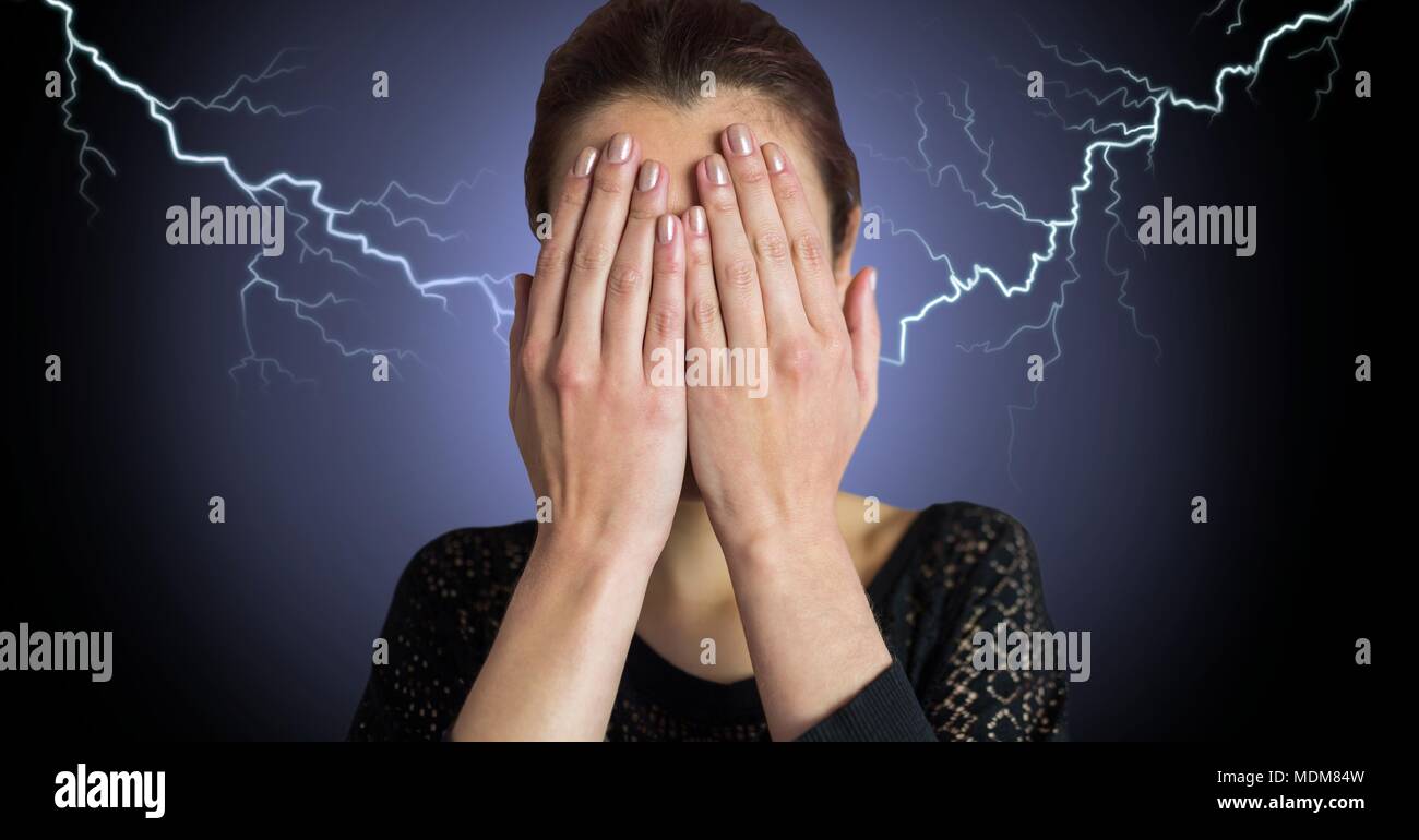 Scared afraid hi-res stock photography and images - Alamy