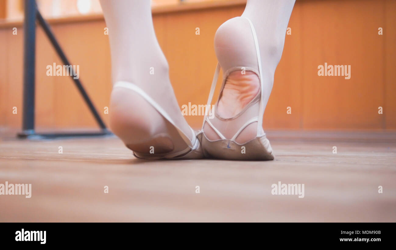 Ballet dancer's feet, training in studio Stock Photo - Alamy