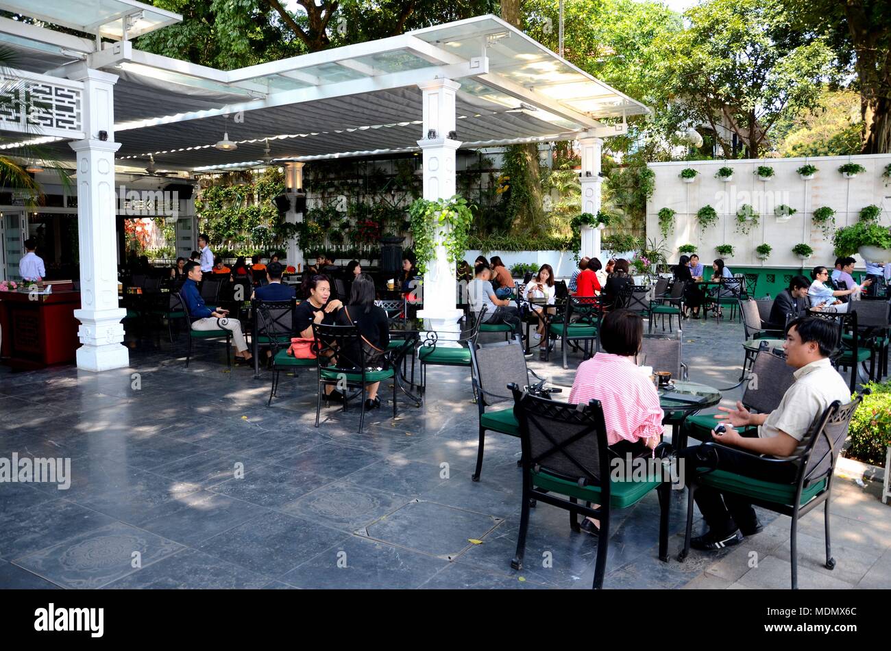 Vietnamese outdoor coffee cafe hi-res stock photography and images - Alamy