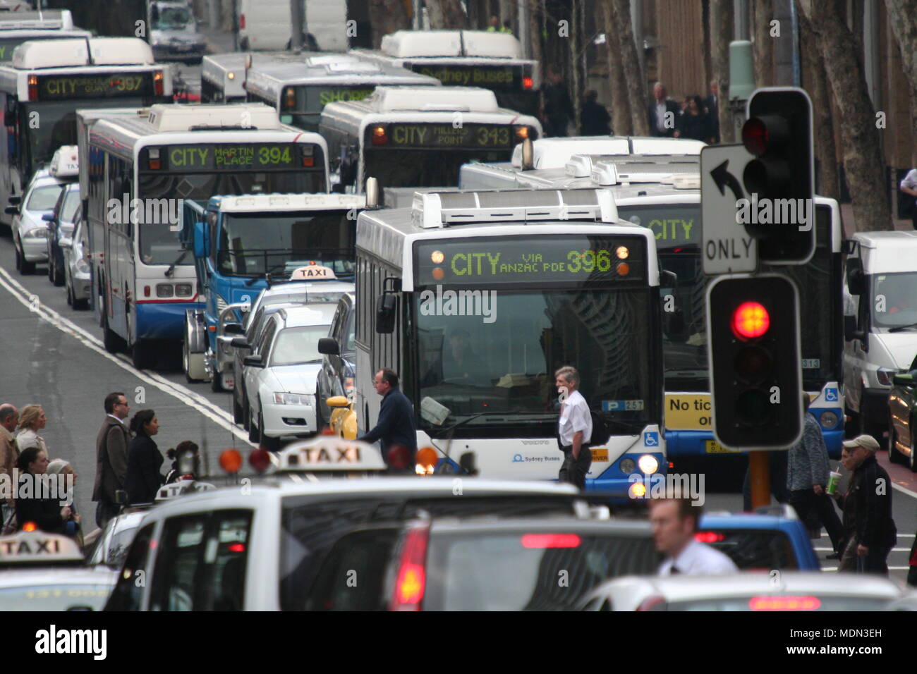 Sydney buses hi-res stock photography and images - Alamy