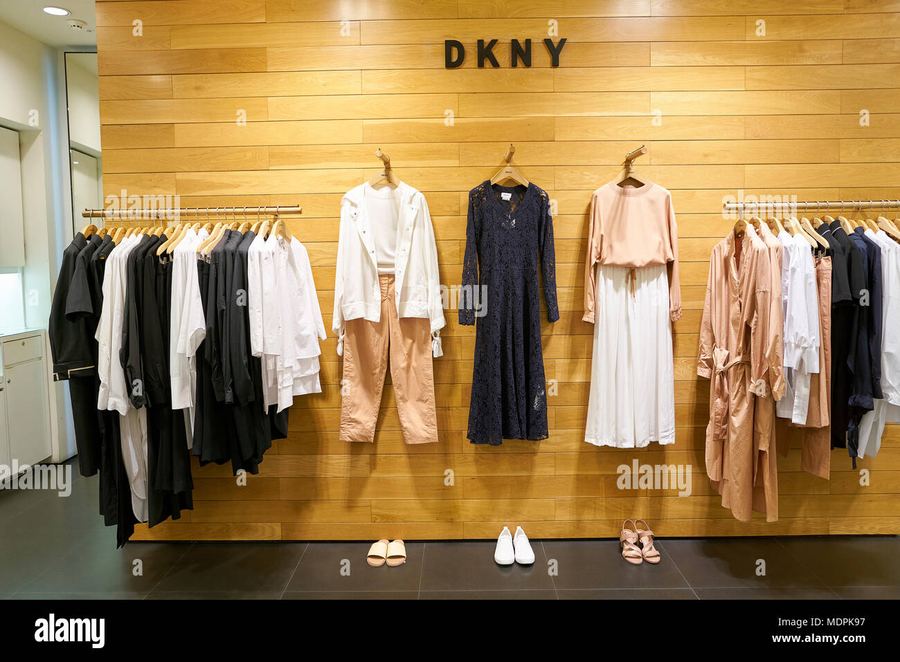 Dkny store shop boutique hi-res stock photography and images - Alamy