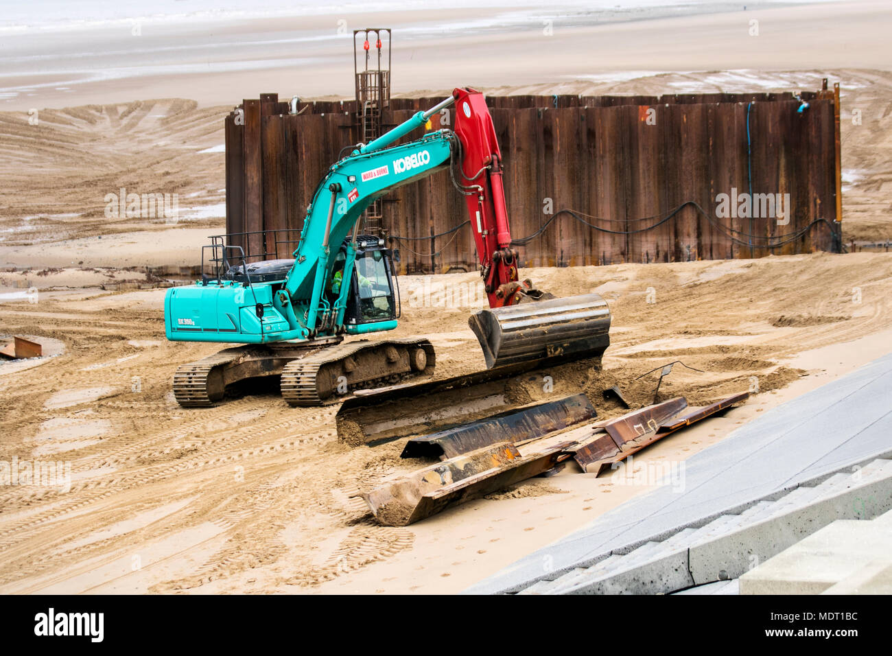 Supersize outfall pipe hi-res stock photography and images - Alamy