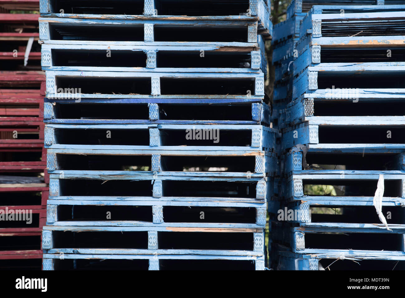 Chep pallet hi-res stock photography and images - Alamy