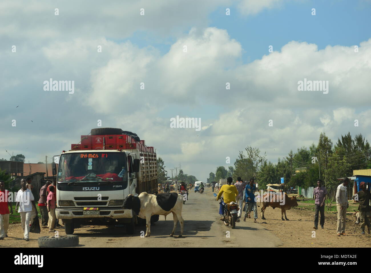 Road scene at Oromia, Ethiopia Stock Photo - Alamy