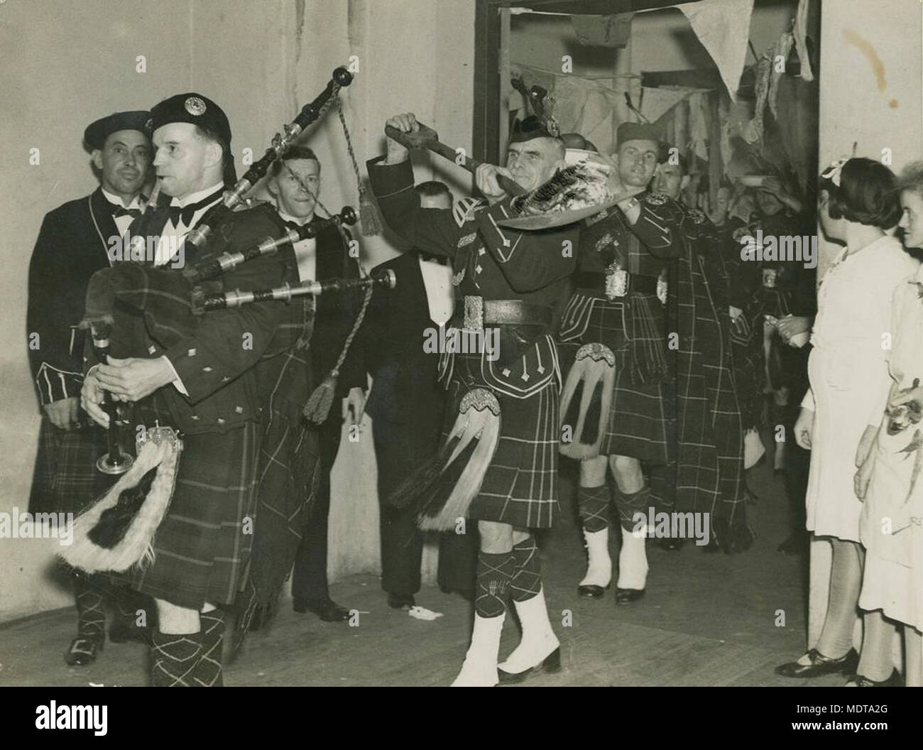 Eleven pipers piping hi-res stock photography and images - Alamy