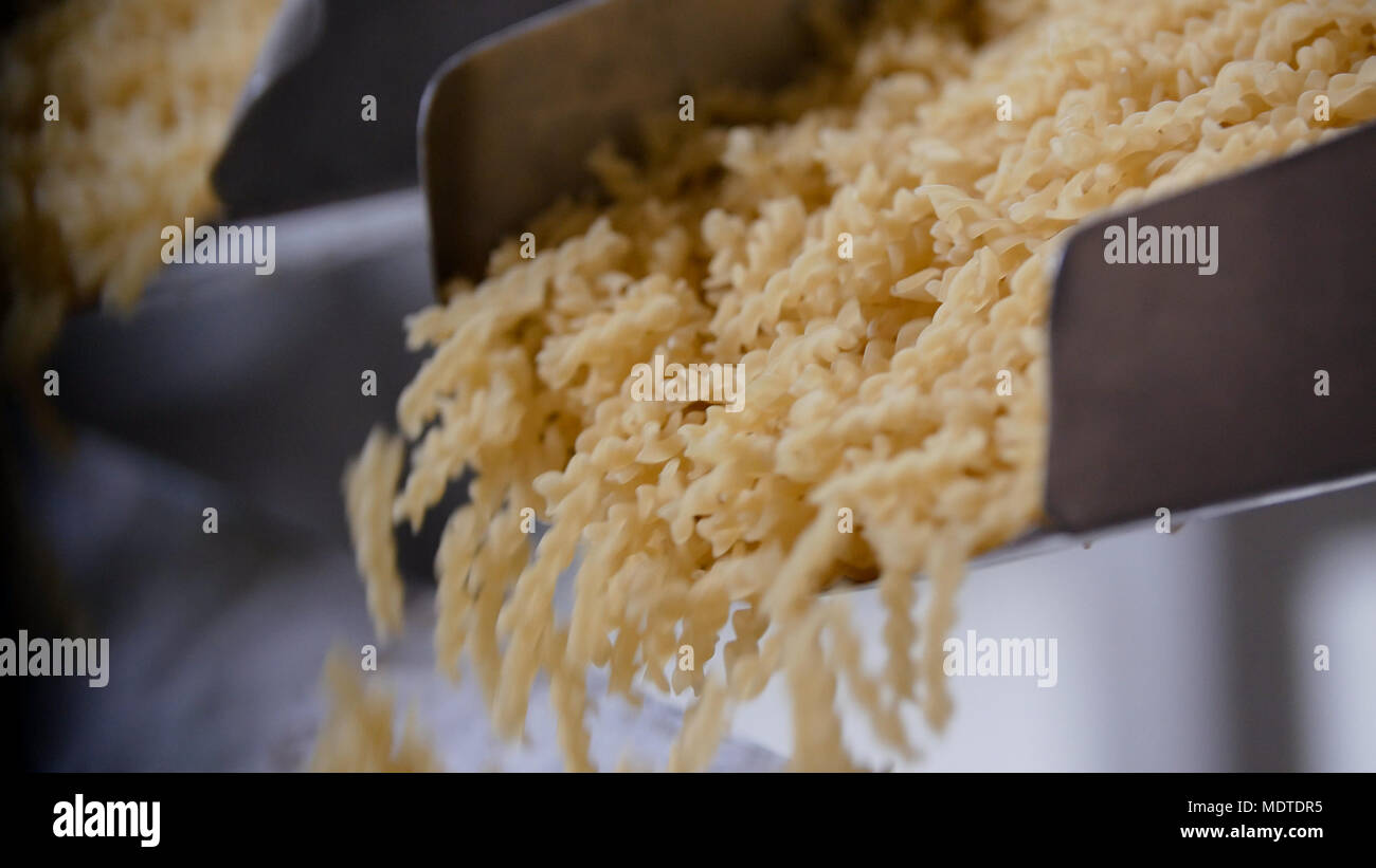 Pasta manufactury production line hi-res stock photography and images ...