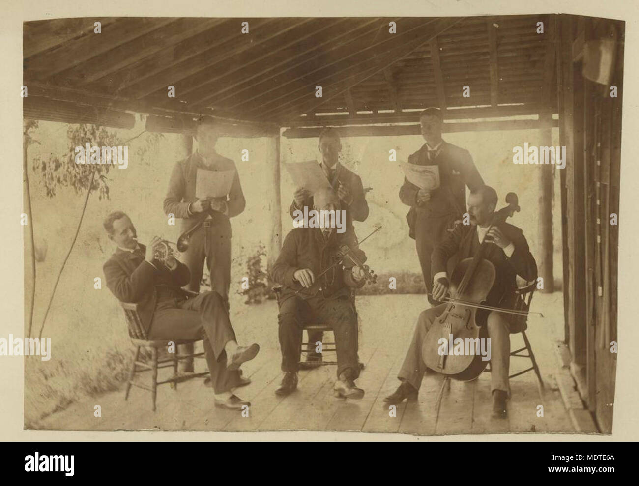 Australian homestead verandah hi-res stock photography and images - Alamy