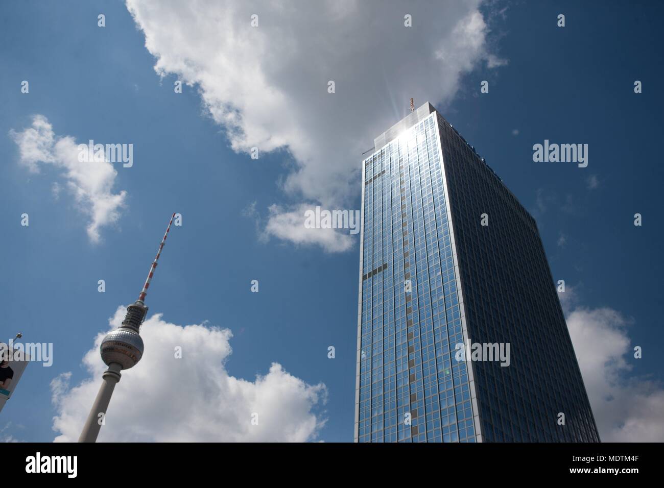 Germany, Berlin, Alexanderplatz, square, fountain, Fernsehturm Berlin ...