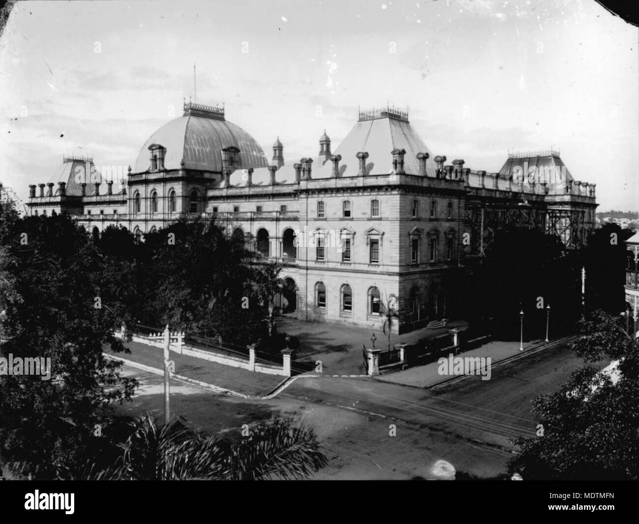 Queensland parliament house hi-res stock photography and images - Alamy