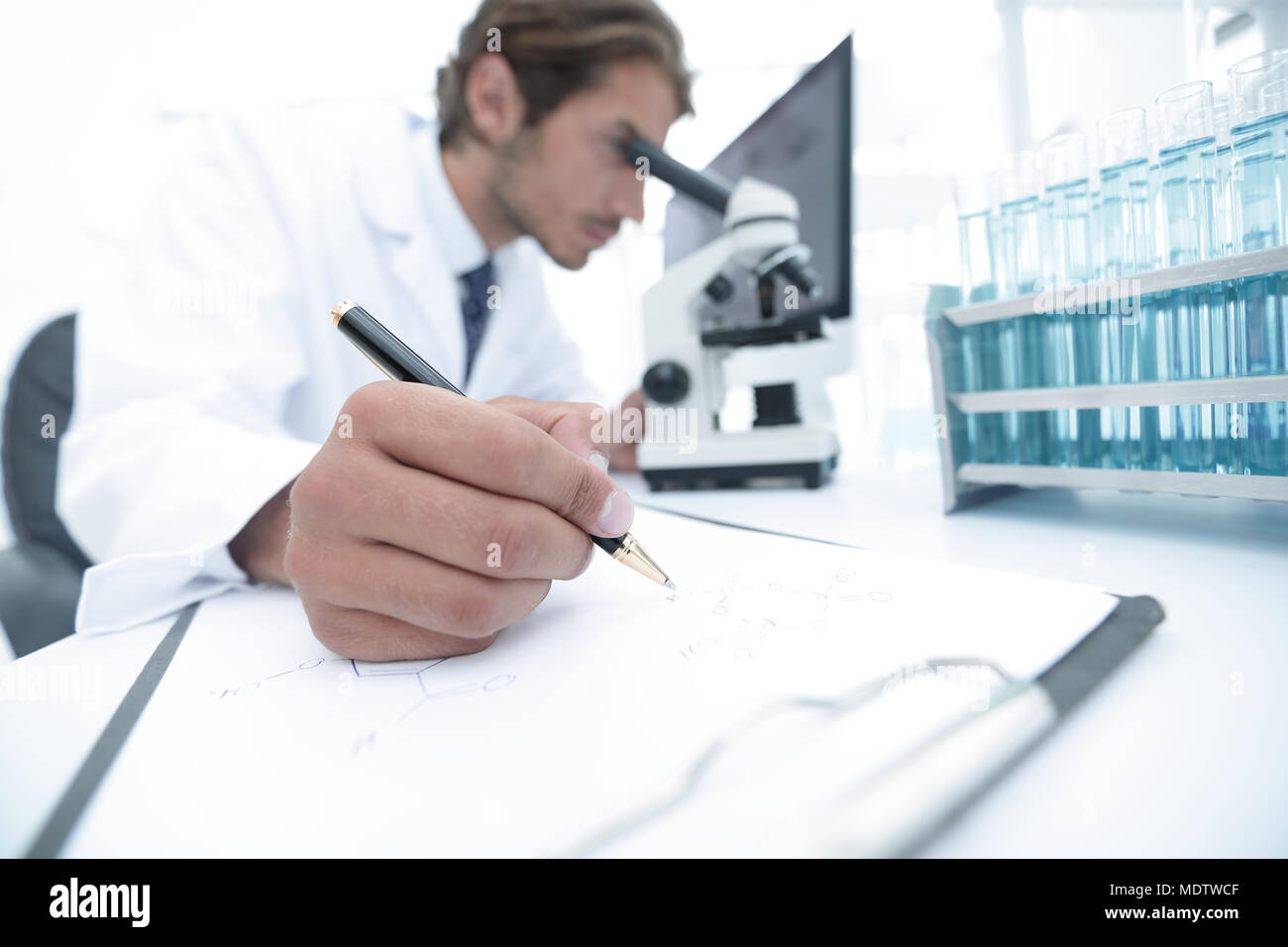 Scientific observation note hi-res stock photography and images - Alamy
