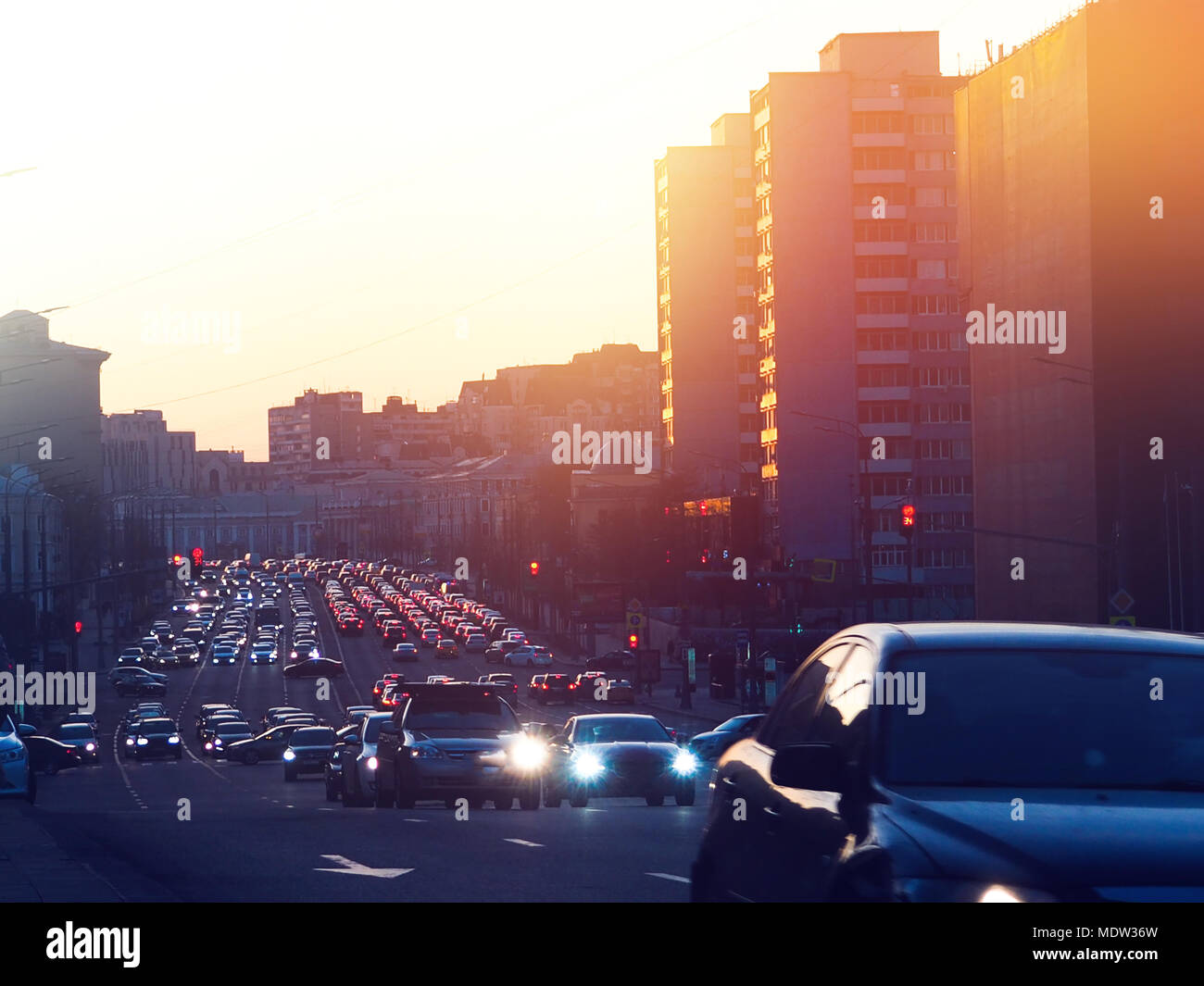 Big city traffic jam cars hi-res stock photography and images - Alamy