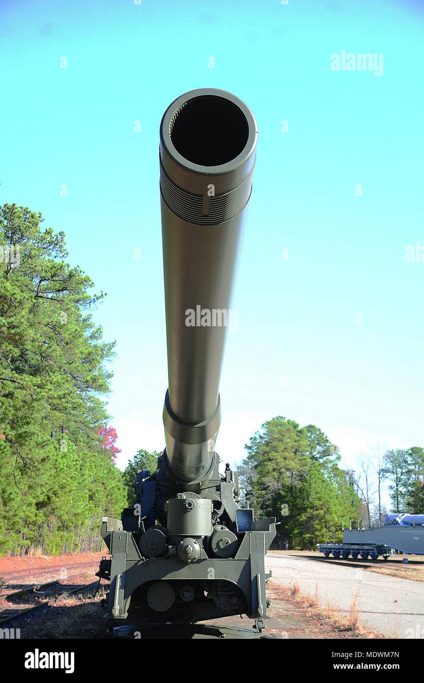 The M65 series artillery piece, nicknamed Atomic Annie, is a 280mm ...