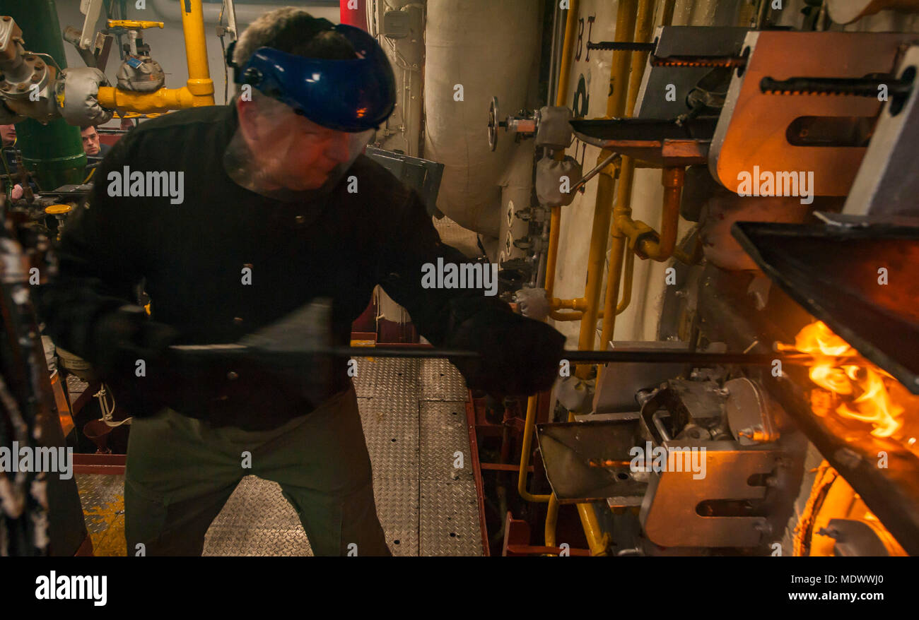 171209-N-BD308-0028 ATLANTIC OCEAN (Dec. 9, 2017) Commanding Officer ...