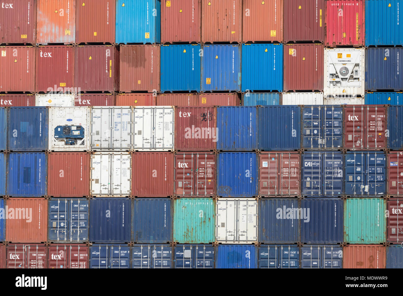 Colourful shipping containers hi-res stock photography and images - Alamy